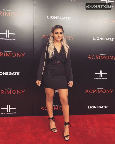 Gabriela Bandy Feet Aznudefeet