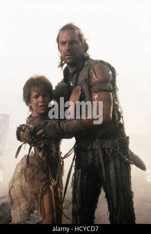 Waterworld Tina Majorino 1995 © Universal Courtesy Everett