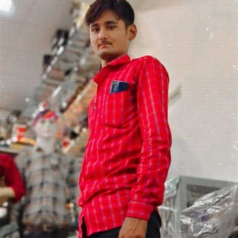 Soyab Khan Soyab Bmr 04 • Threads Say More
