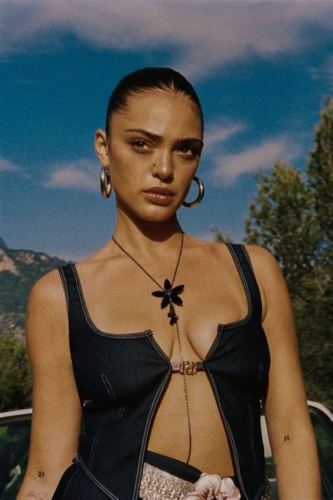 Luna Blaise Image