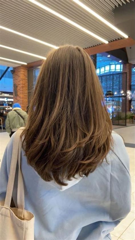 25 Shoulder Length Haircuts That Are All The Inspiration You Need For