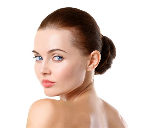 Укрепляющая маска для волос из простокваши и картофеля с фото