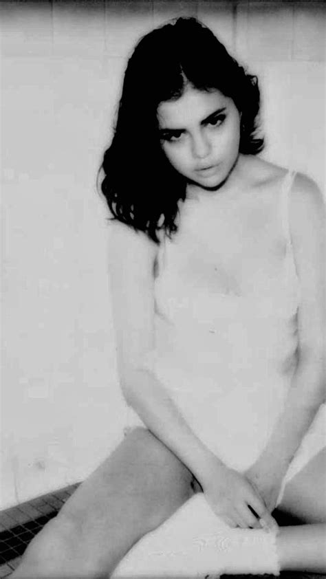 Sex R Selenagomezlust