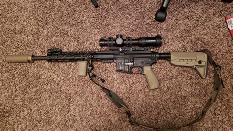 Single Stamp Saturday R Nfa