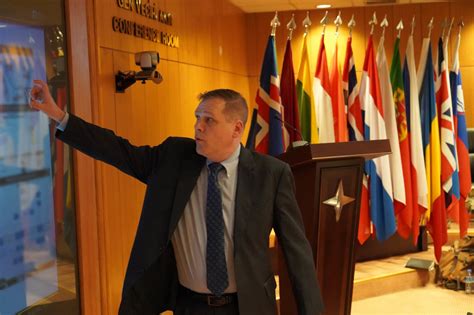 U S Army Futures And Concepts Center Teaches Multi Domain Operations To Nato Allied Land