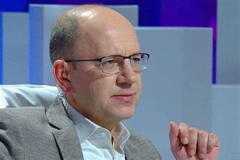 გია აბაშიძე ამაღლობელისგან განსხვავებით მაკრონისთვის ფიზიკური შეურაცხყოფის მიმყენებელმა 28