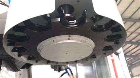 5 Axis Vertical Type Cnc Machining Center 3 Axis Vmc460 Cnc Milling Machine Controller Siemens