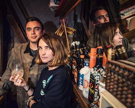 오사카 워킹 투어 밤에 즐기는 도시의 숨겨진 매력 180분 Funbooky