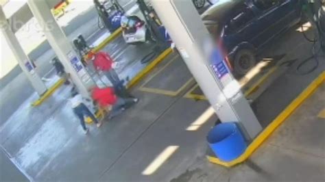 Vídeo Vídeo Mostra Briga Generalizada Em Posto De Combustíveis De