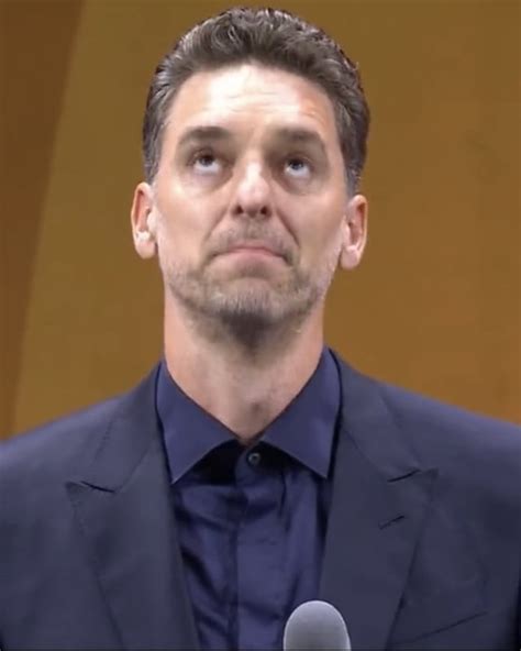 Why Is Bro Looking Up Kobe Is Not Up There Rnbacirclejerk