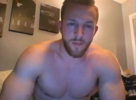 Handsome Muscle Guy Thisvid Com