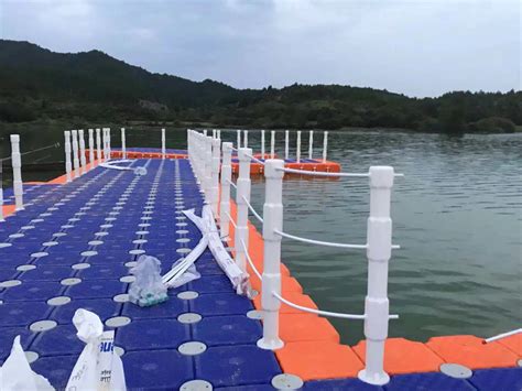 Hdpe Pontoon Cube Floating Bridge For Marina Yacht Boat Dock And Boat Lifts