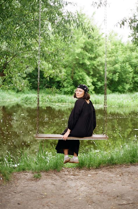 Older Brunette Women Photos Download The Best Free Older Brunette