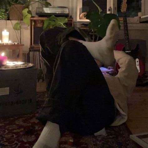 Пин от пользователя Ay на доске Fashion в 2024 г Ночь Зеленые фоны