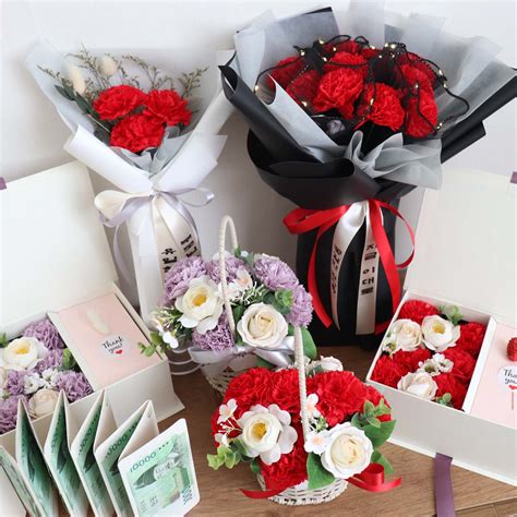 어버이날 드라이플라워 카네이션 카드 플라워박스 용돈박스 부모님선물 아빠선물 엄마선물 기념일 선물 카네이션꽃다발 비누꽃다발 어버이날꽃 에이블리