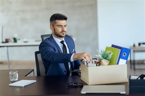 Для звільнення працівника через втрату довіря не є обовязковим