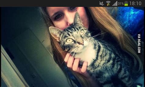 Teen Girl Showing Her Hairy Pussy 9gag