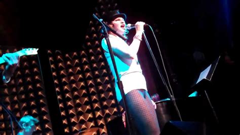 Sandra Bernhard Sex Shooter Runaway Janies Got A Gun Pumped Up Kisses Joes Pub Killer Medley