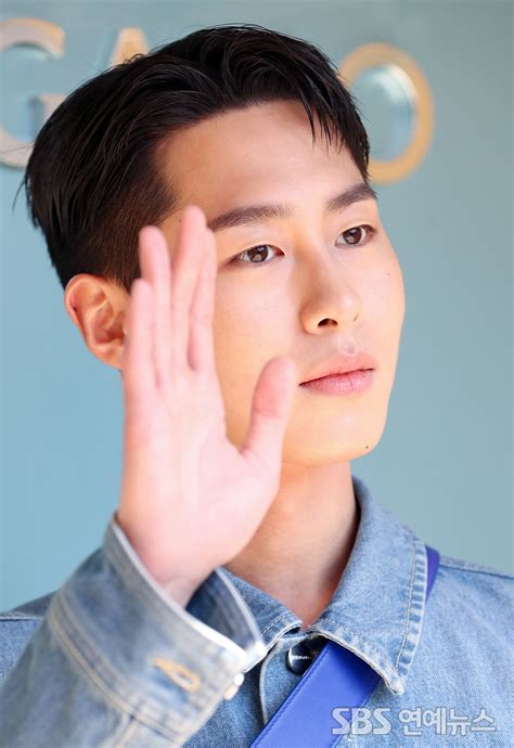 [e포토] 이재욱 훈훈함이 하트 백만 개