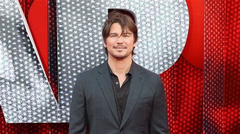 After 20 Years Josh Hartnetts Teen Heartthrob Hair Still Bangs British Gq