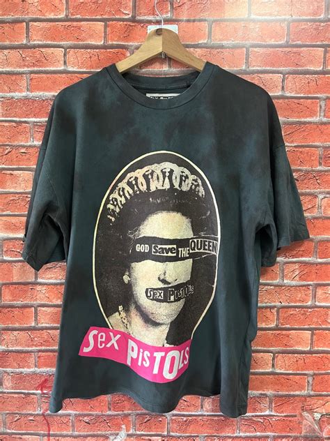 BAND TEE SEX PISTOL Men S Fashion Tops Sets Tshirts Polo Shirts On Carousell