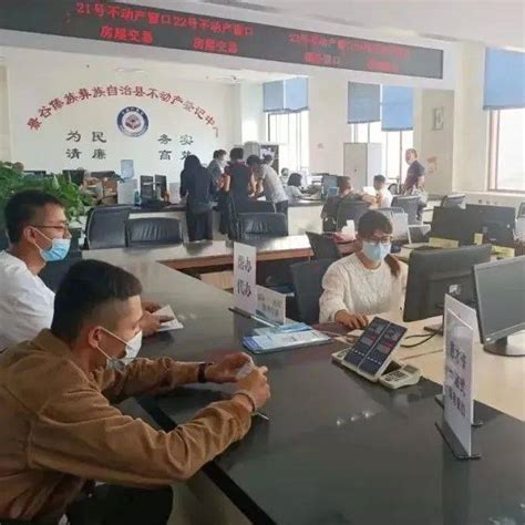 【优化营商环境】景谷：帮办代办解民忧，服务群众“零距离”企业政务办事