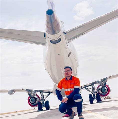 Dr Chinguns Hair And Vitamin Clinic Цасан цагаан дусал 🥰🥰🥰 🔸 Хөгшрөлтийн эсрэг үйлчилгээ