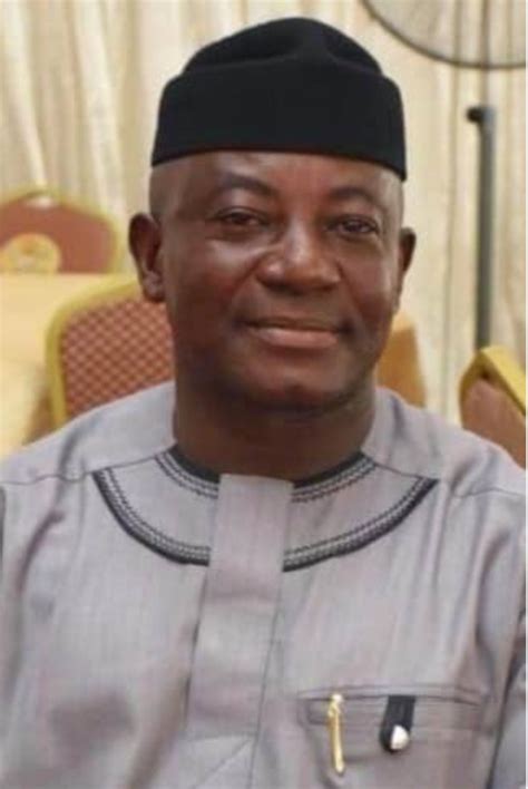 Ijebu Ode Lg Chairman Begins Renovation Of Secretariat Set To Install 140 Power Solar Street