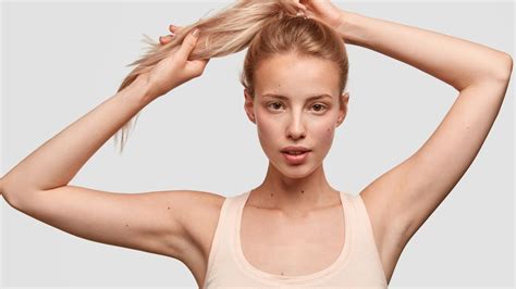 Prevent Painful Underarm Pimples With These Home Remedies