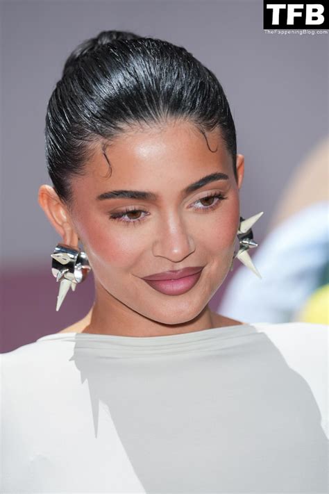 Kylie Jenner Flaunts Her Curves In A White Dress During Paris Fashion Week 150 Photos