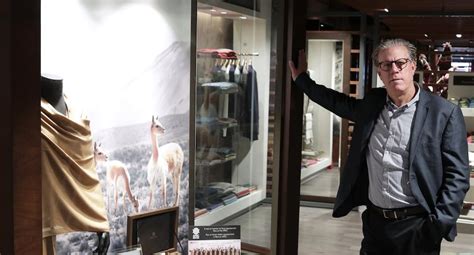 Michell And Cia Empresas Vicuña Alpaca Expansión Lujo Perú China Michell And Cia Y