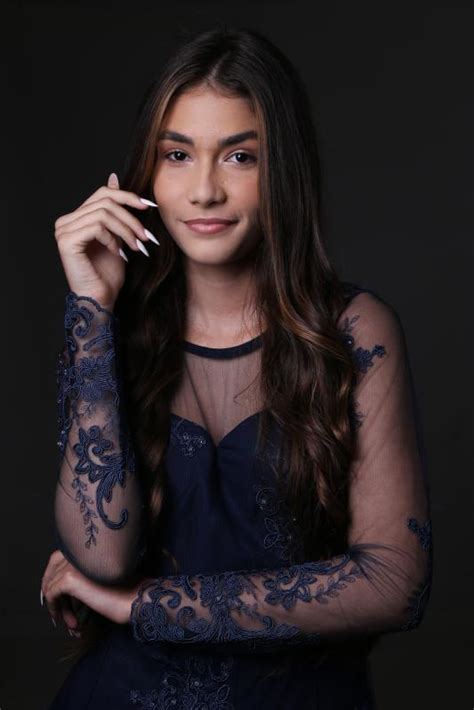 Daphne Model Agency