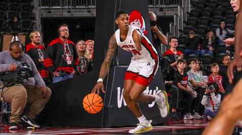 One Armed College Hooper Puts Rival On Poster With Vicious Jam
