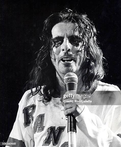 Alice Cooper At Madison Square Garden In New York City Photos And Premium High Res Pictures