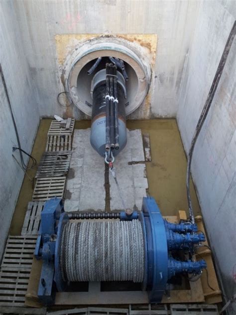 We Produce Towing Winches That Are Often Used In The Pipeline Job Site To Pull The Pipe Columns