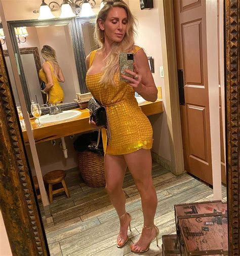 Unmissable Pictures Of Gorgeous Wwe Star Charlotte Flair Photogallery