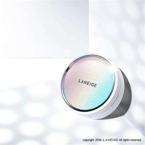 화장품 파운데이션 뷰티 메이크업