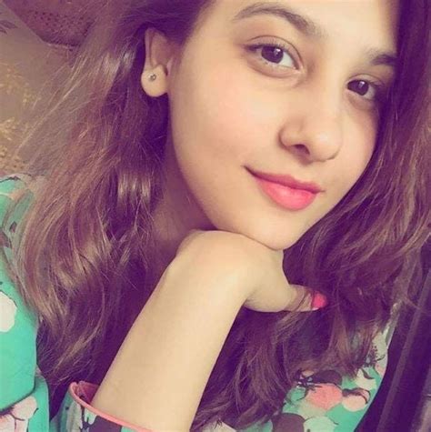 Nikitha Venugopal Medium