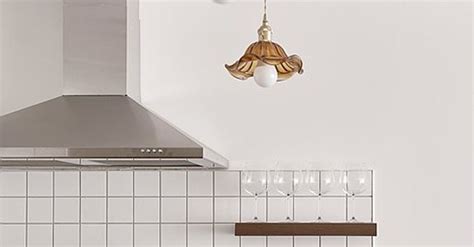 รวมรูปภาพของ ไอเดียตกแต่งคอนโดฯ สไตลมินิมอล เน้นโทนขาวกับไม้สีเข้ม รูปที่ 7 จาก 13