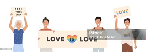 자부심 퍼레이드에 구호가 적힌 플래카드를 들고 있는 사람들의 군중 성소수자 권리에 대한 시위에서 남성과 여성 게이 레즈비언 양성