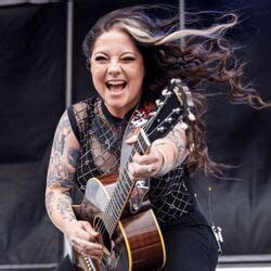 The Devil I Know Ashley Mcbryde Chords Guitartabsexplorer