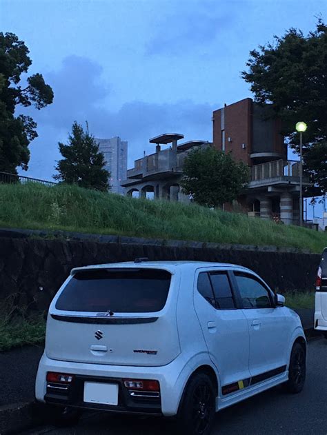 アルトワークスのみなとみらい野毛山公園小さな展望台に関するカスタム事例車のカスタム情報はCARTUNE