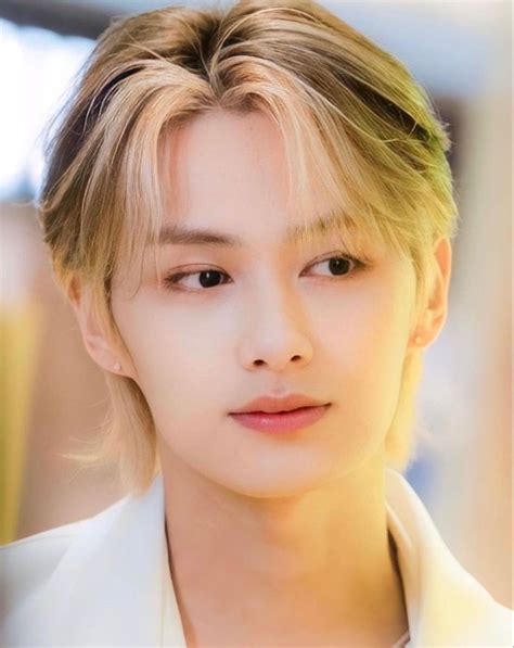Jun 🥰 Pretty People Seventeen Jun Seventeen