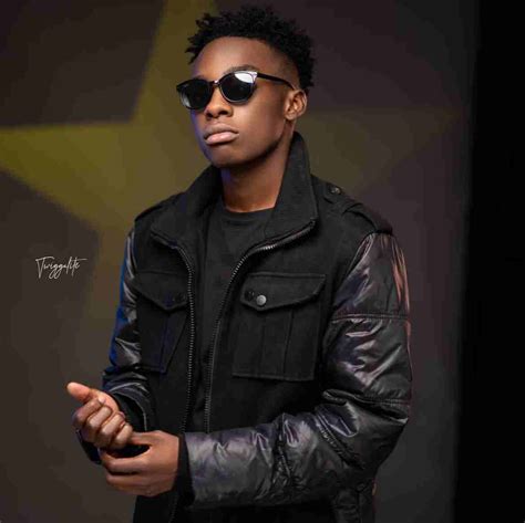 Eli Njuchis Biography