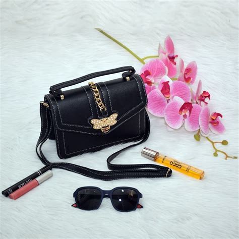 کیف رو دوشی زنانه و دخترانه