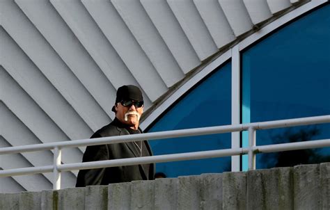 Gawker And Hulk Hogan Reach 31 Million Settlement The New York Times