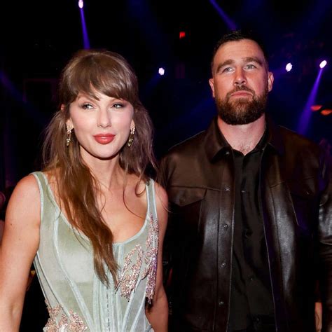 Taylor Swift And Fiancé Travis Kelce Look So Loved Up In Awards Show