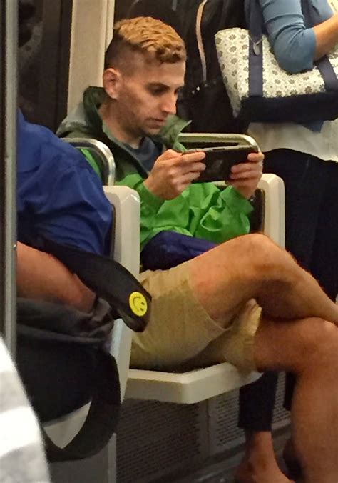 Hotties On The T Who Wears Short Shorts