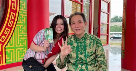 Jadi Komisaris Cmnp Ini Track Record Ci Olive Istri Denny Sumargo