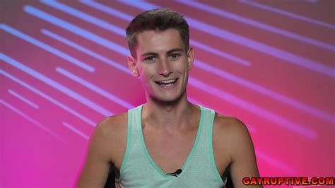 Sexy Stud Ian Holms Cant Resist Trevor Harris Tight Hole